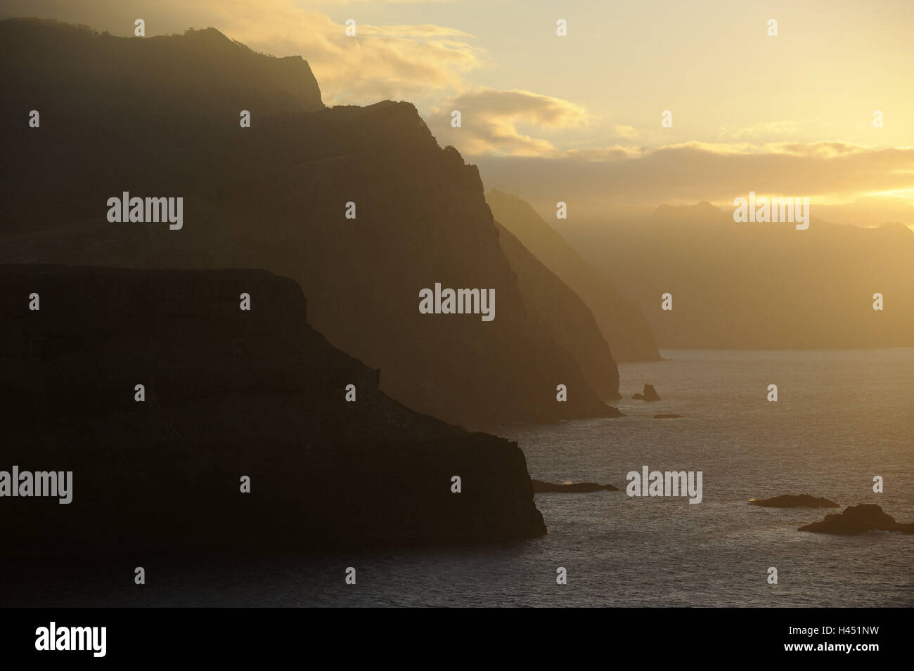 Portugal, island Madeira, Punta de Sao Lorenco, steep coast, sundown ...
