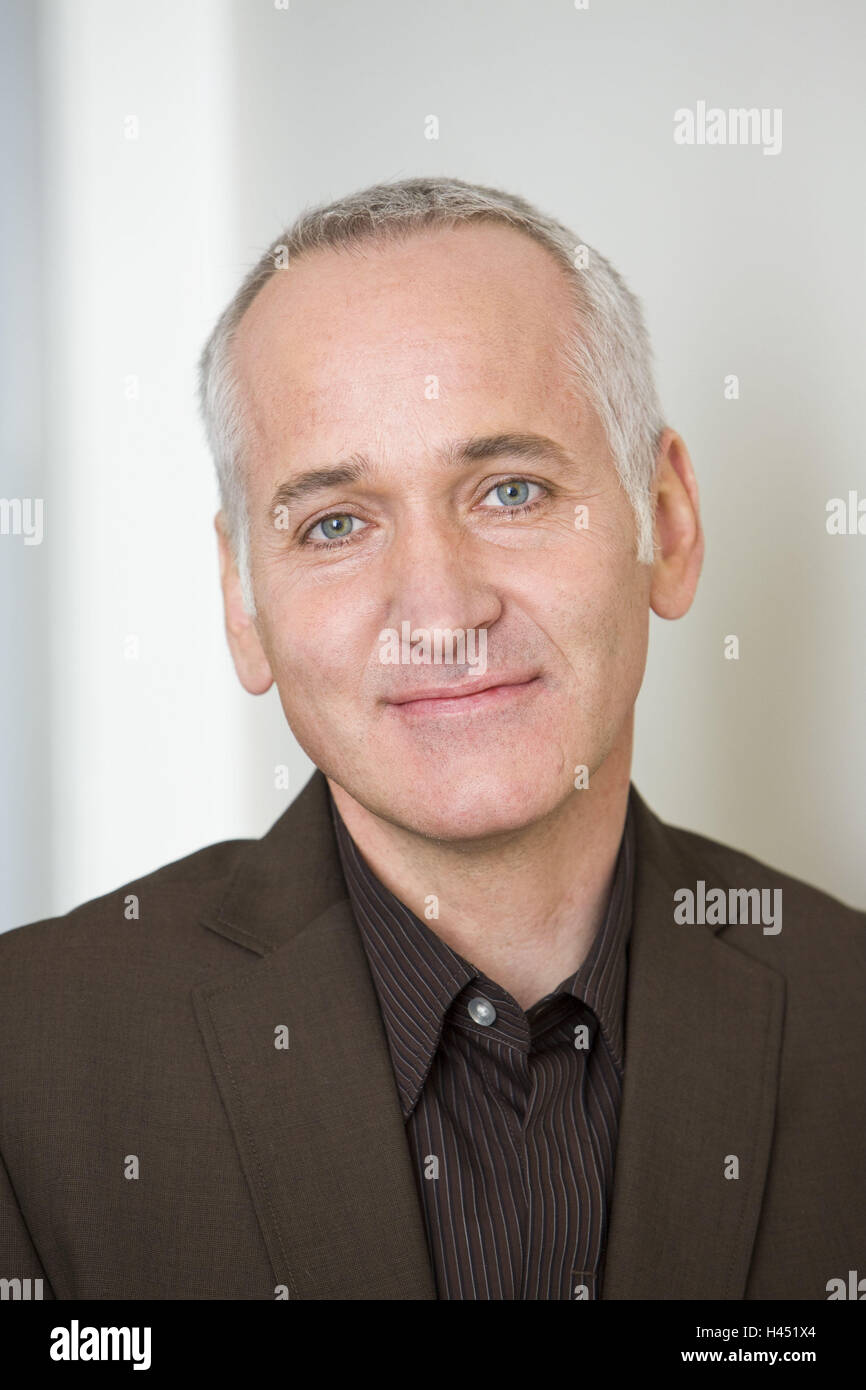 Man, middle old person, smile, portrait Stock Photo - Alamy