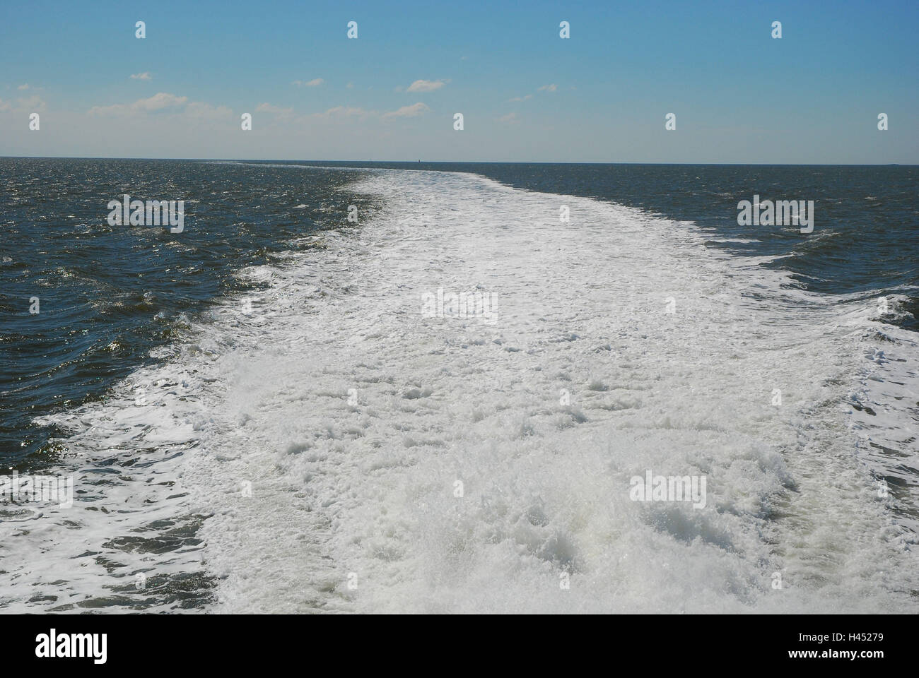 Sea, motor ship, wake Stock Photo - Alamy