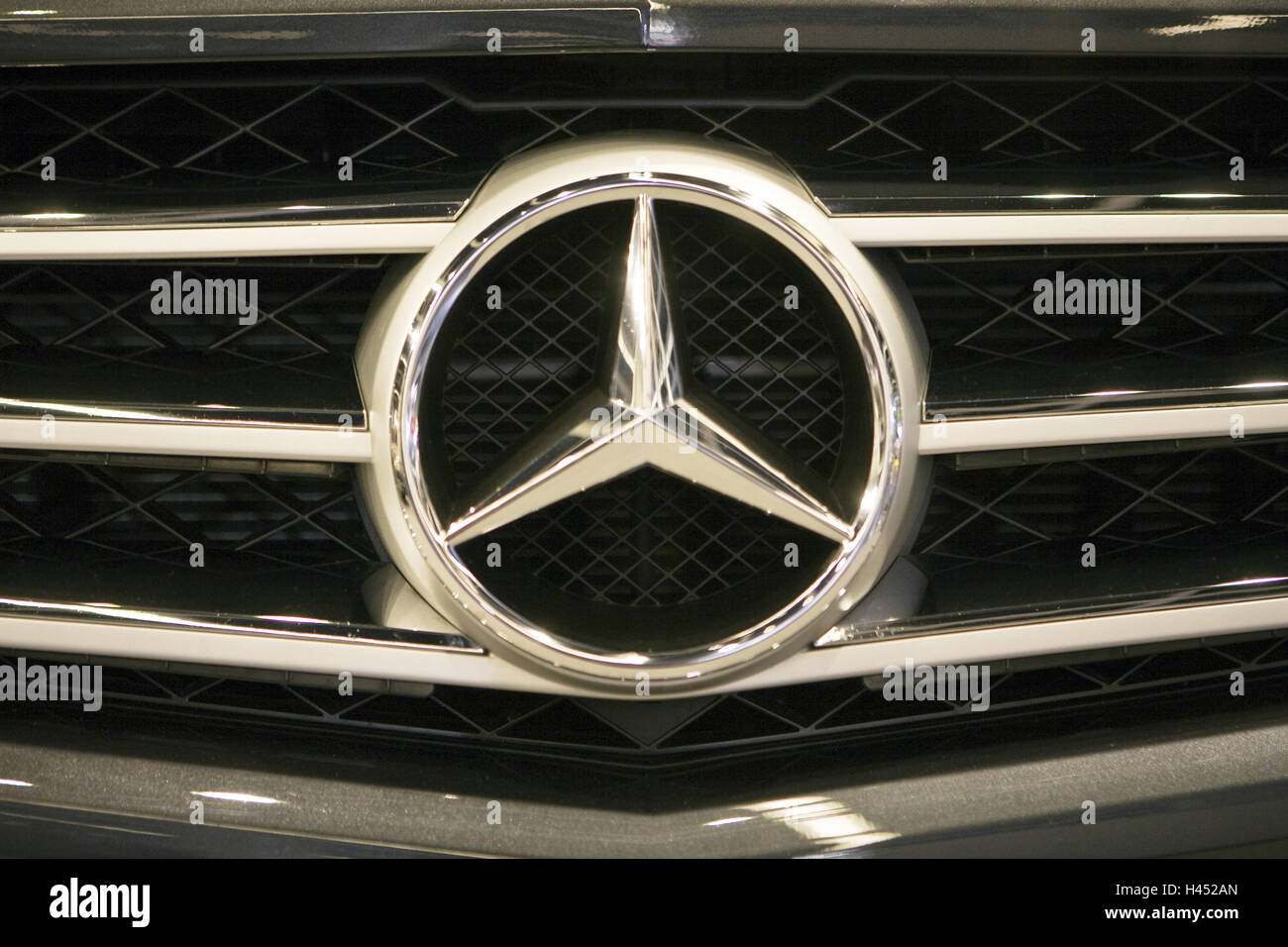 Grille car hi-res stock photography and images - Alamy