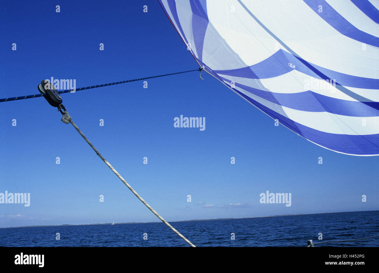 Sailboat, spinnakers, detail, sea-gaze, sail-regatta, sailing, sailing ...