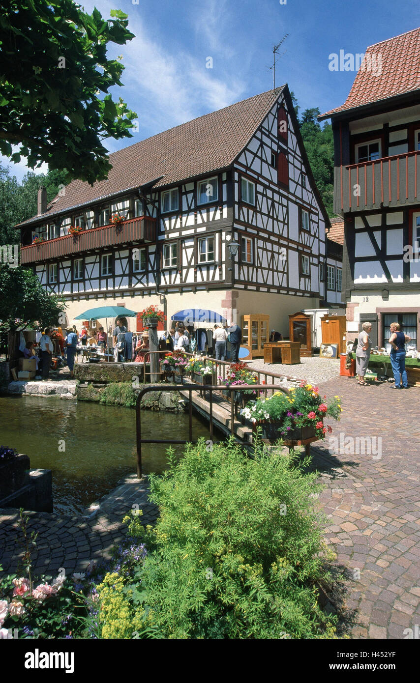 Timber booths hi-res stock photography and images - Alamy