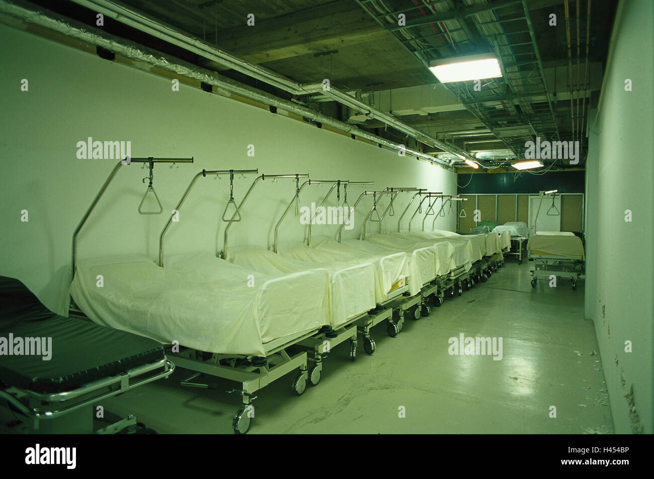 Hospital, cellar, hall, pool beds, clinic, basement, walk, beds ...