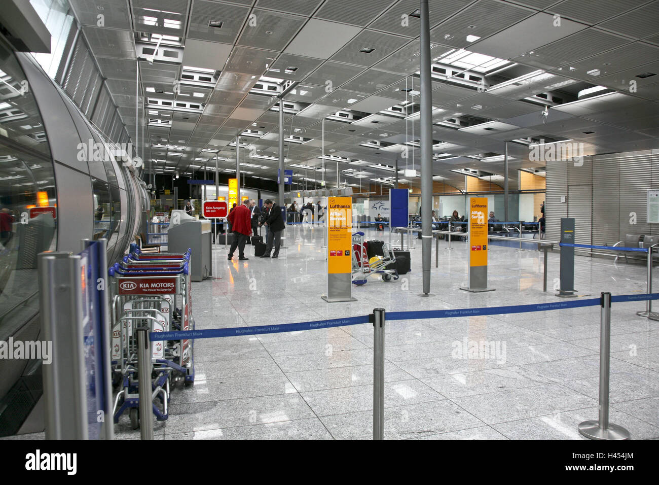 Dispatch hall hi-res stock photography and images - Alamy