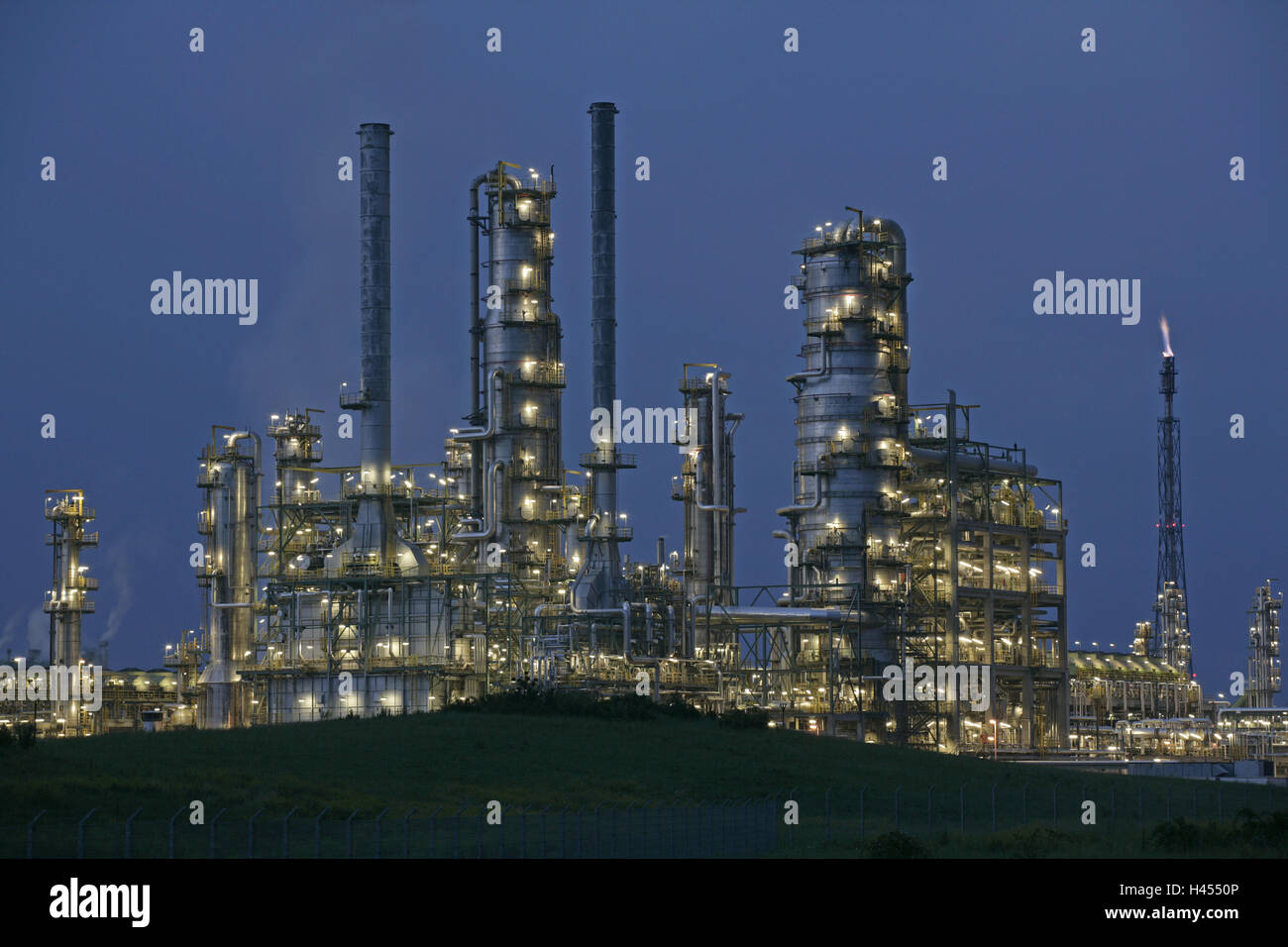 Leuna factory hi-res stock photography and images - Alamy