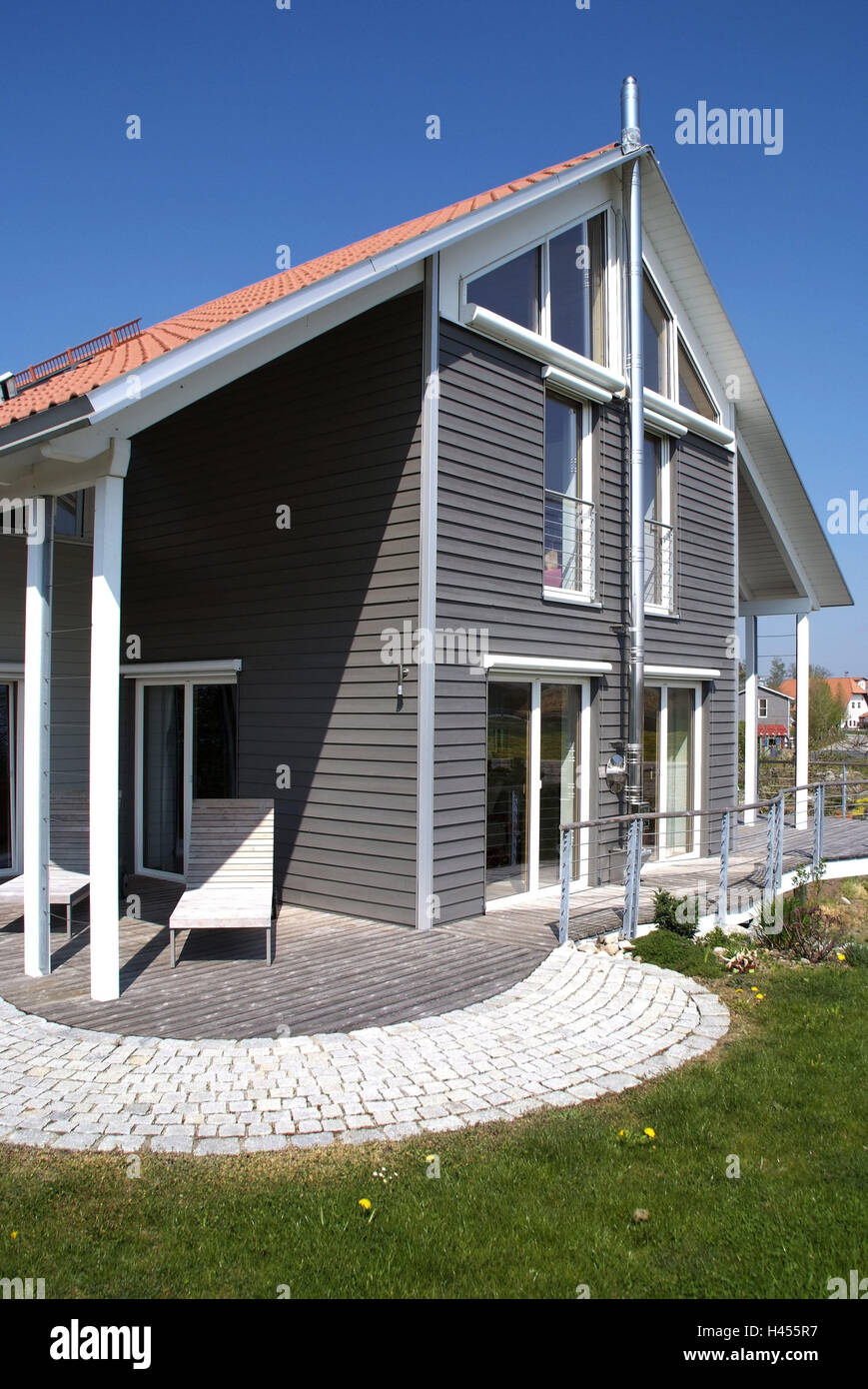 House new building architecture hi-res stock photography and images - Alamy