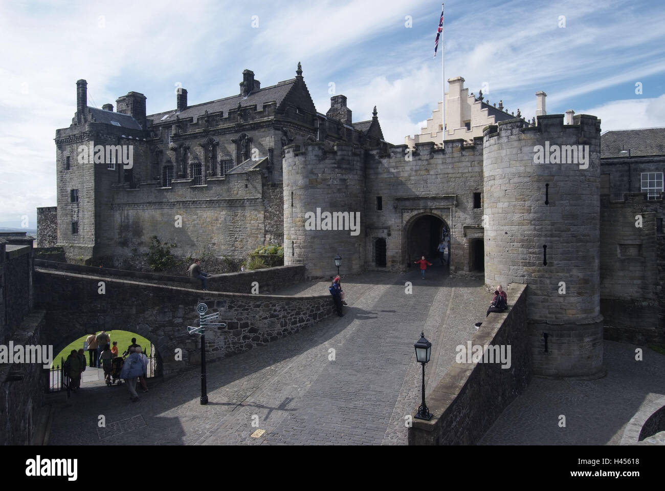 Great Britain, Scotland, Stirling, castle, gate house, visitors Stock ...