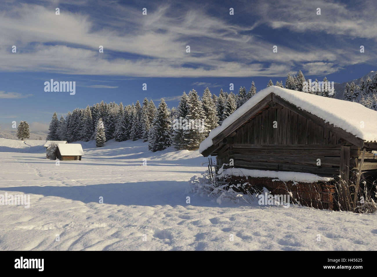 Winter landscape, mountains, barn, hay barn, Germany, Bavaria ...