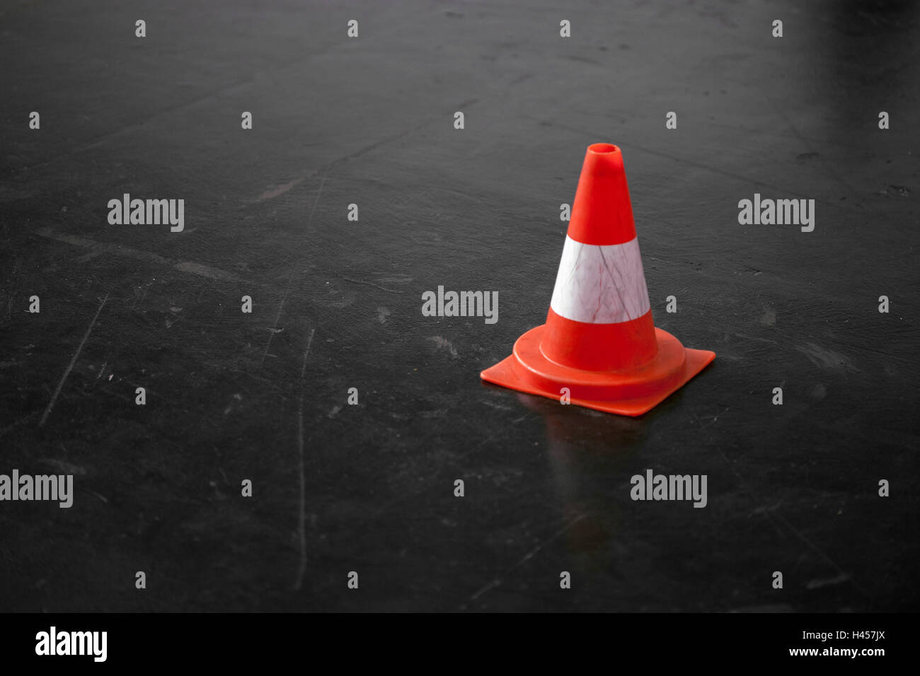 Pylon on a dark street Stock Photo - Alamy