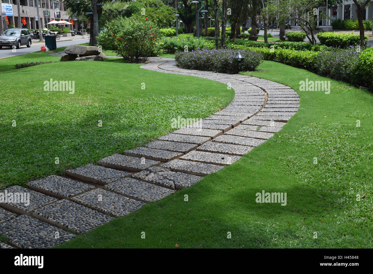 City landscaping hi-res stock photography and images - Alamy