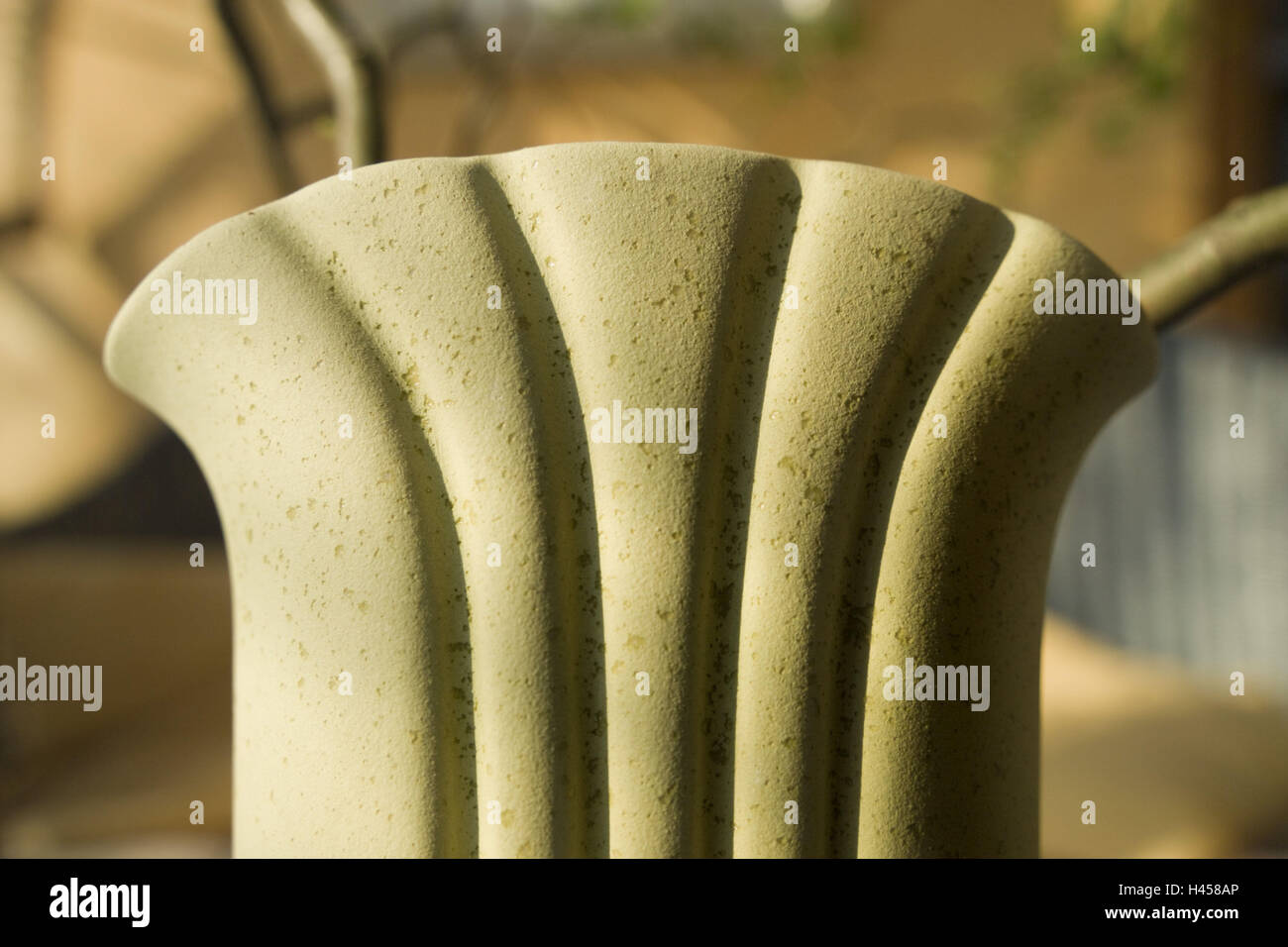 Flower vase, medium close-up, detail Stock Photo - Alamy