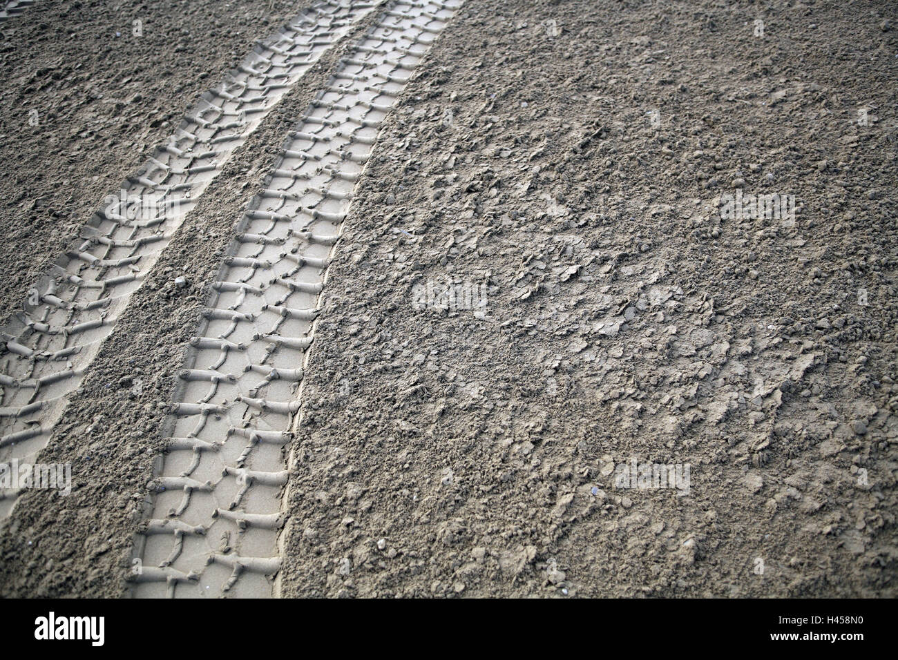 Sand, maturity tracks, sandy beach, beach, surface the earth, mucky ...