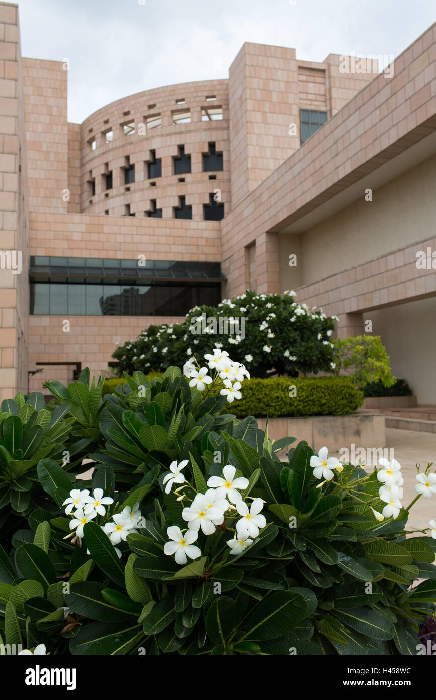 Indian business school hyderabad hi-res stock photography and images ...