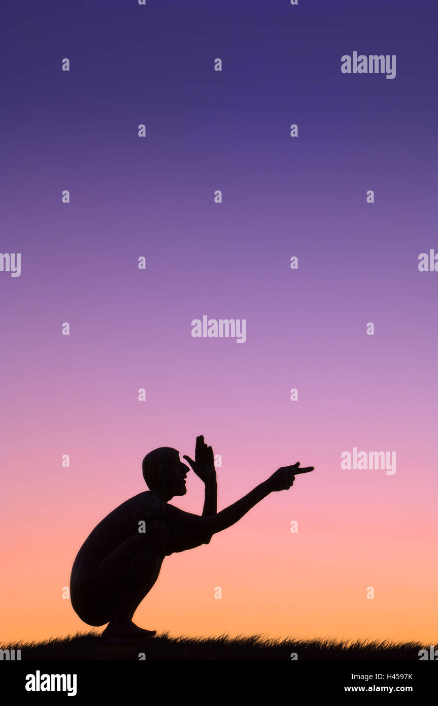 Crouch silhouette hi-res stock photography and images - Alamy