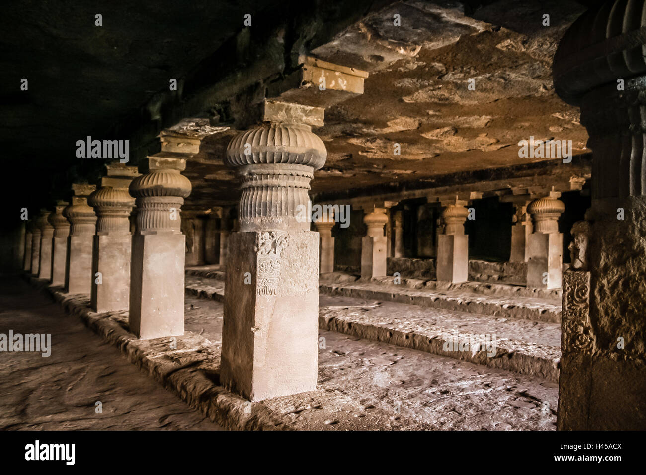 Rock cut jain caves hi-res stock photography and images - Alamy