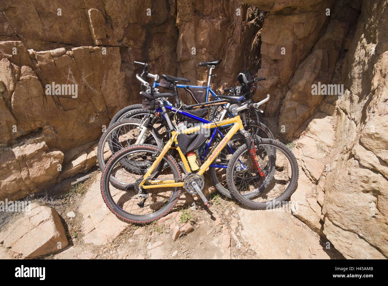 Rocks, mountain bikes Stock Photo - Alamy