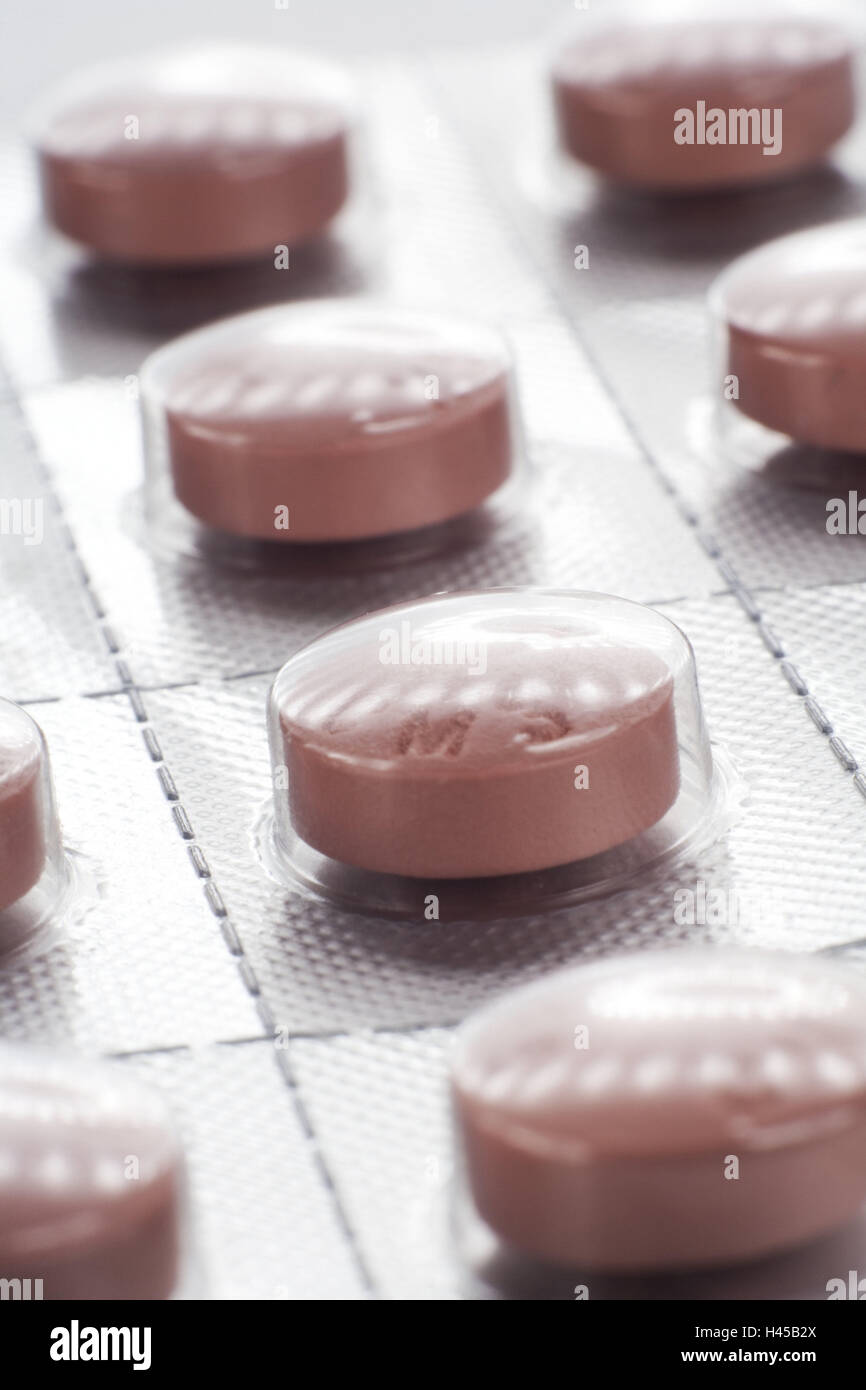 Blister pack, tablets, packaging Stock Photo - Alamy