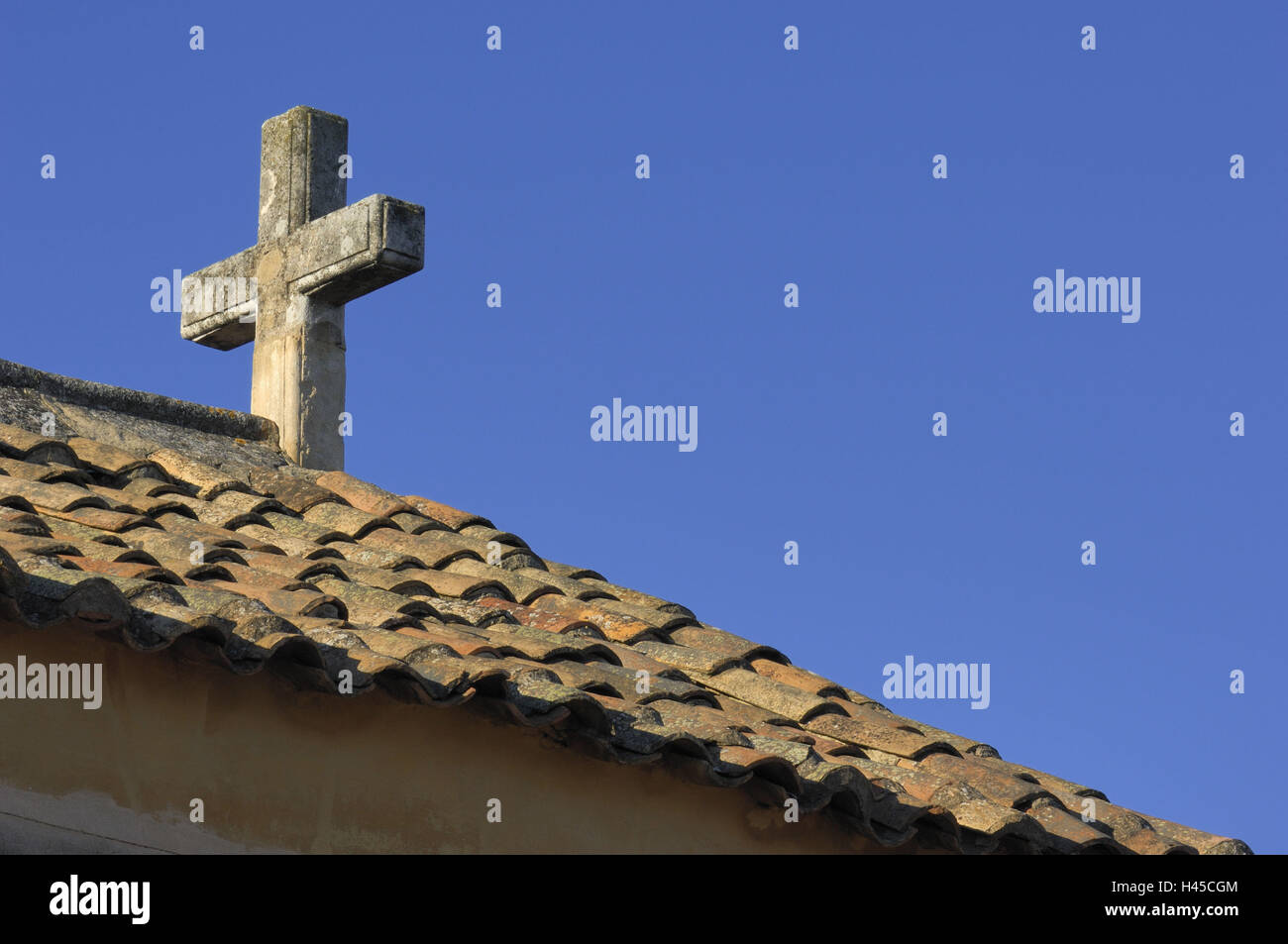Cross of provence hi-res stock photography and images - Alamy
