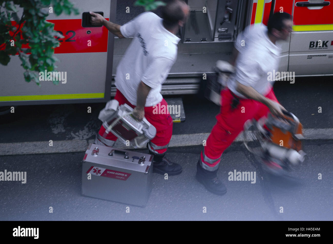 Ambulances, entry, paramedic, run, run emergency equipment, motion blur ...