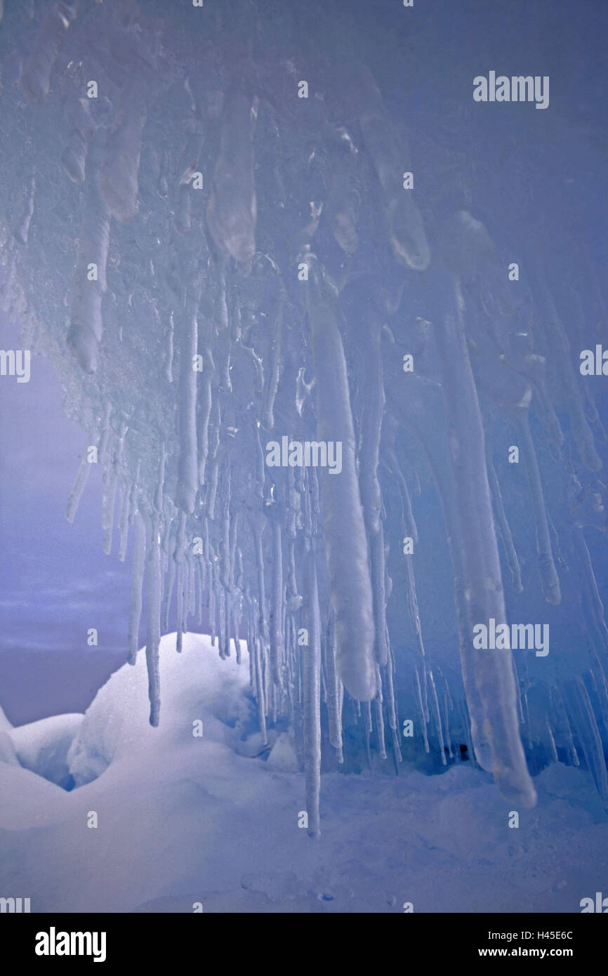 Arctic ocean, pack ice, icicles, detail, only editorially, Mau ...