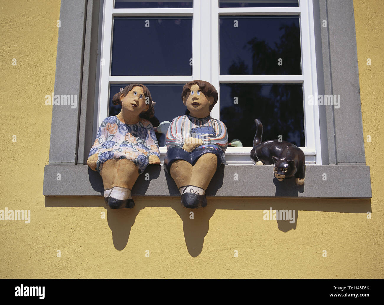 Facade, window, figures, detail, building, house, house facade, outside ...