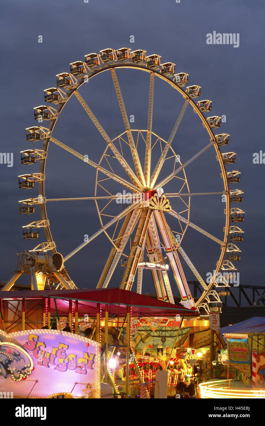 Germany, Bremen (city), Fairground, Bremer Freimarkt, rides, ferris ...
