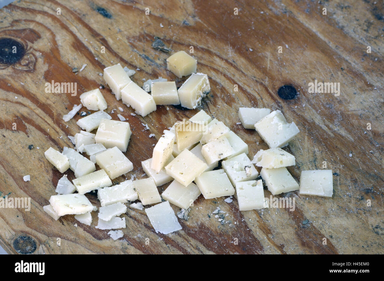 wooden springboard, sales, sheep's milk cheese, goat's cheese, pieces ...
