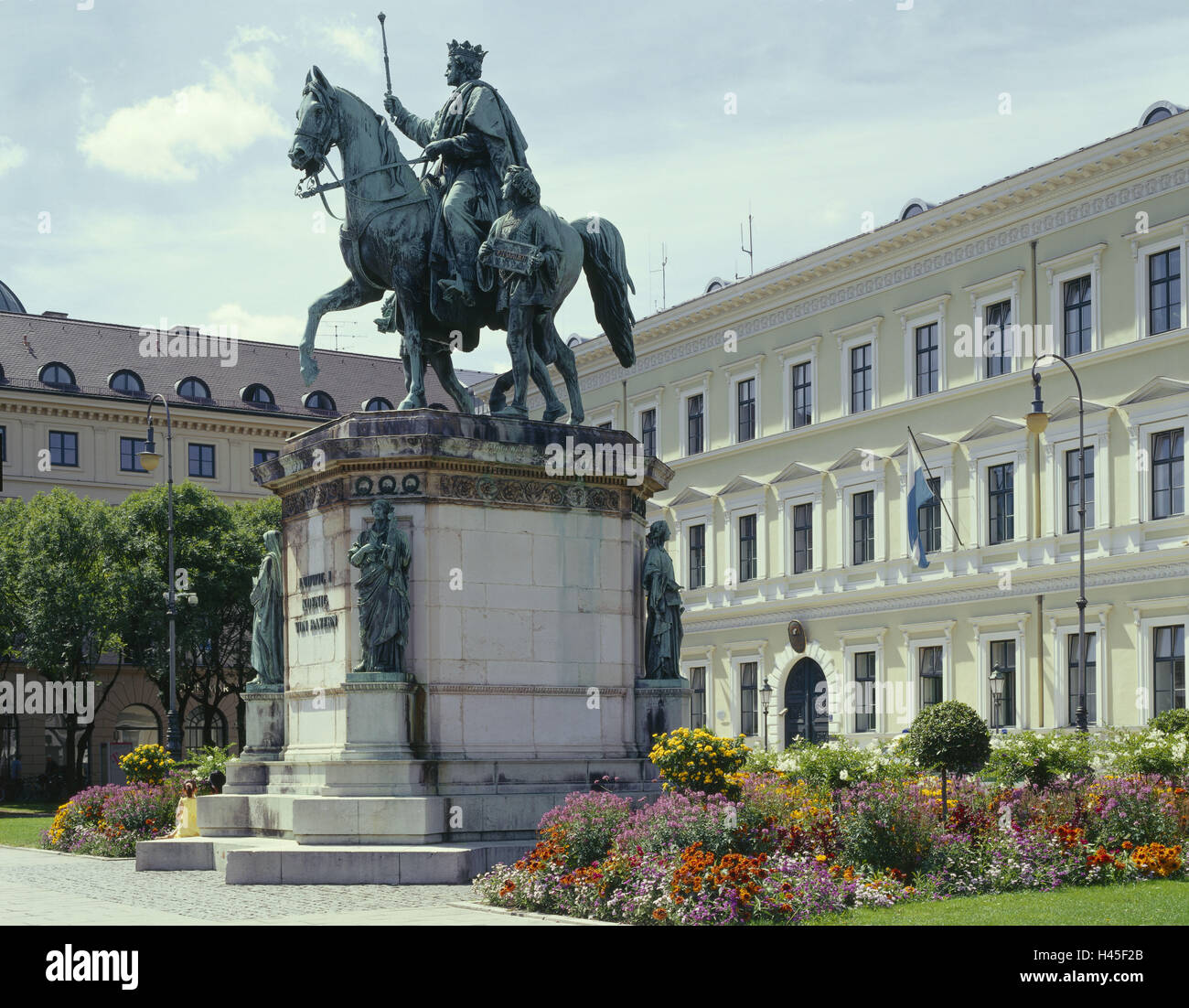 Equestrian monument of king ludwig i hi-res stock photography and ...