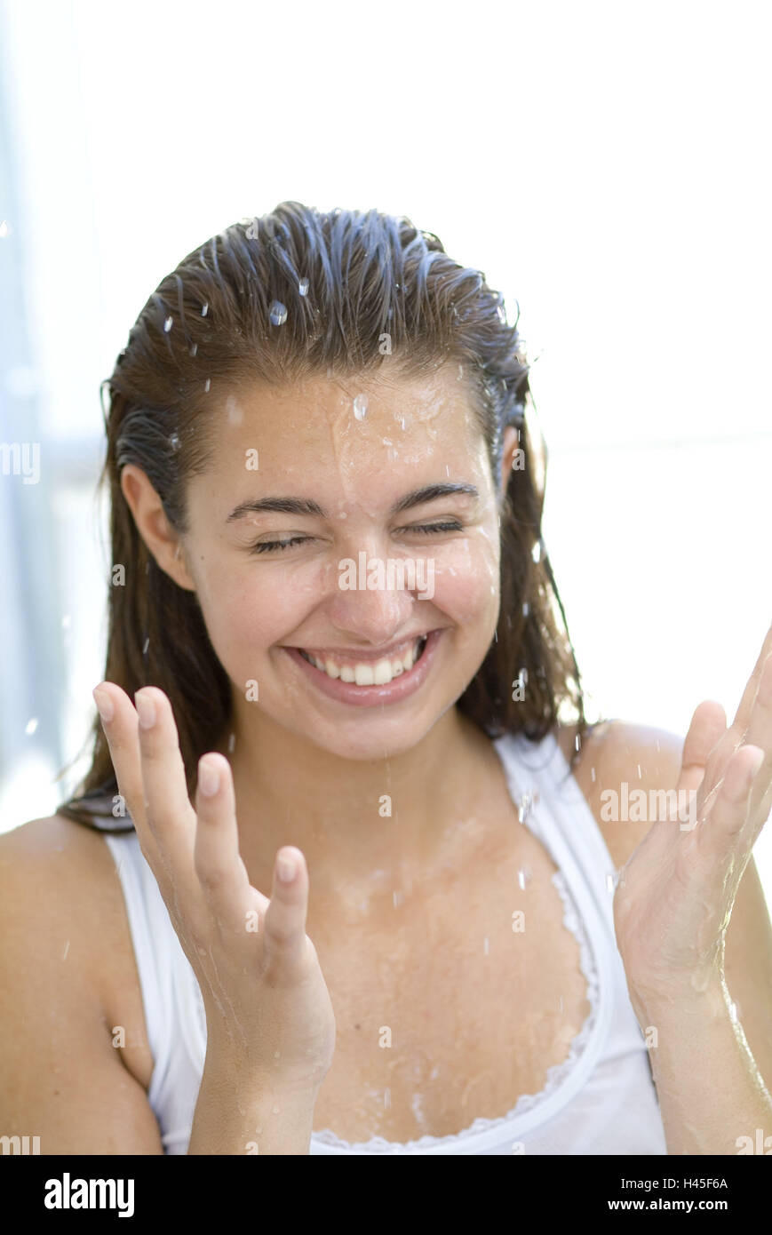Girls, look wash, happy, portrait Stock Photo - Alamy