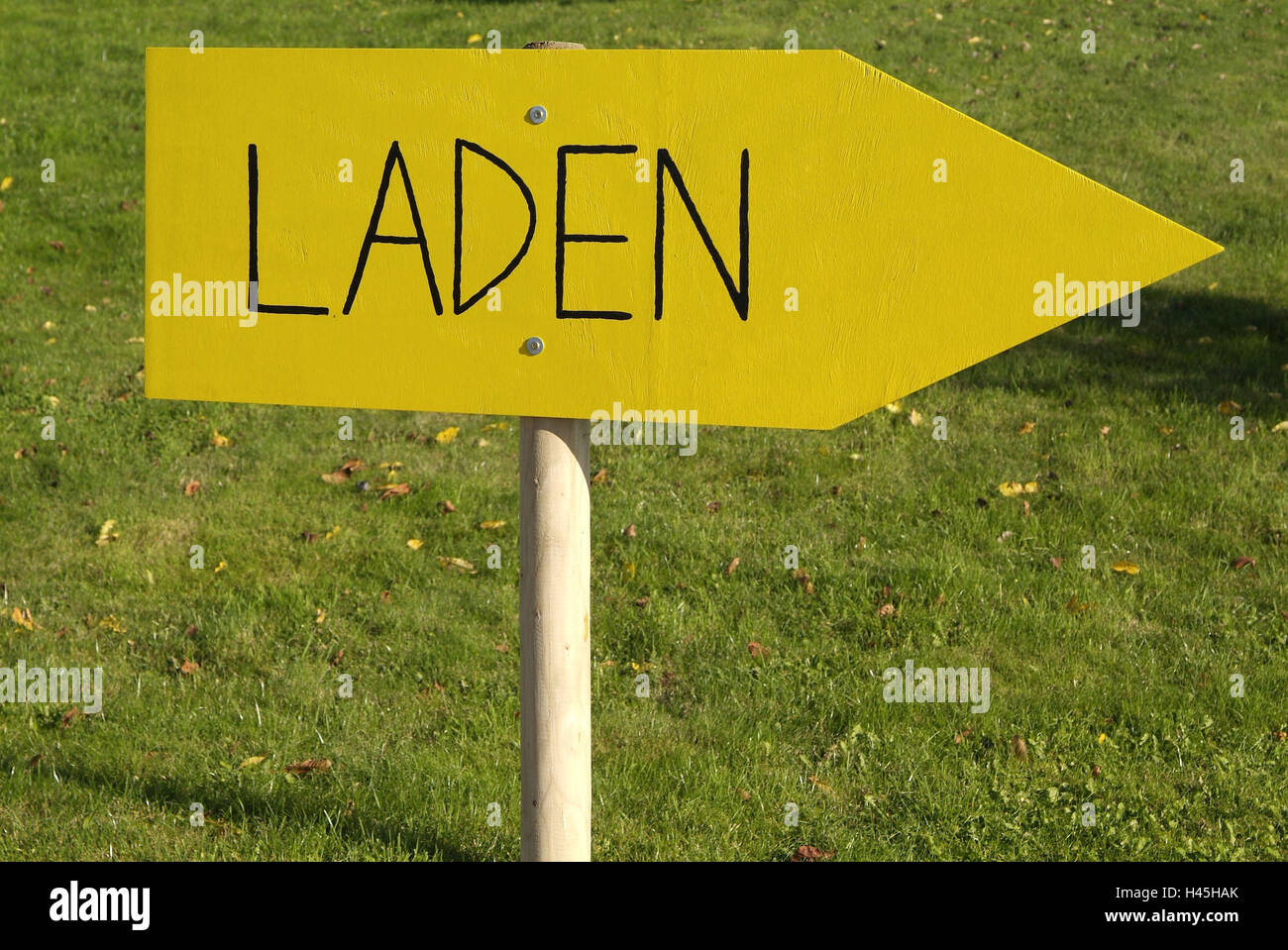 Meadow sign hi-res stock photography and images - Alamy