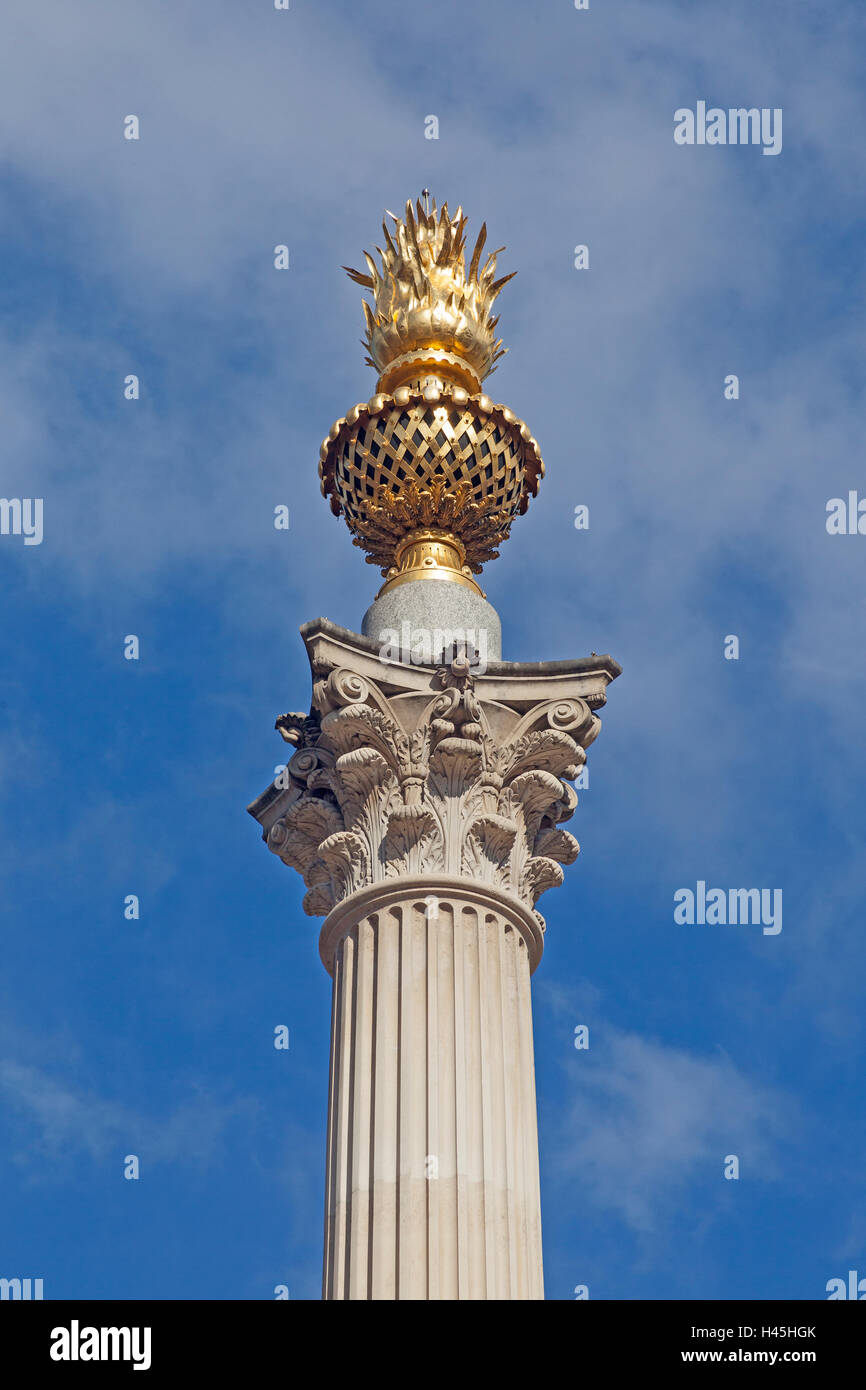 City of London Paternoster Square Column in Paternoster Square by St ...