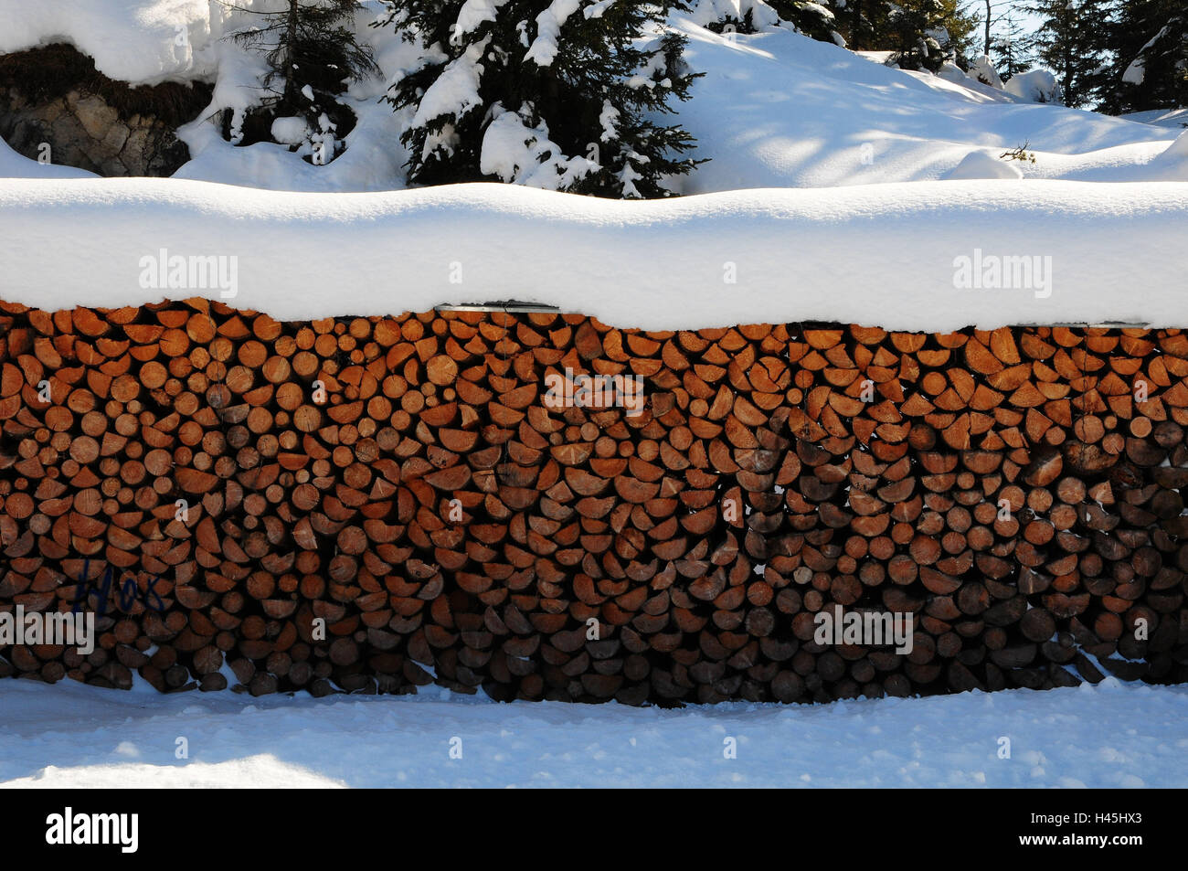 Winter, pile wood Stock Photo - Alamy