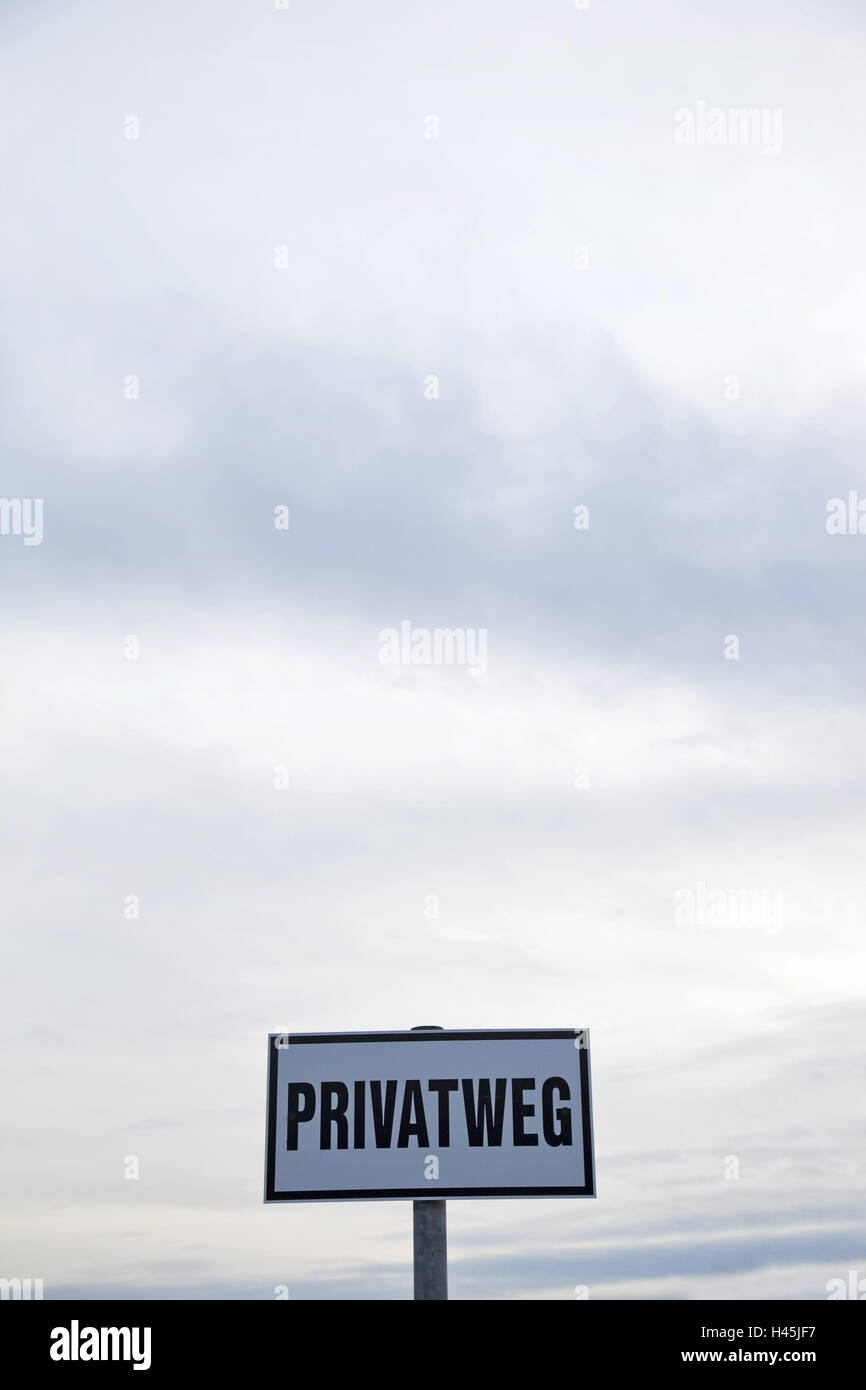 Private way, sign, sky, white Stock Photo - Alamy