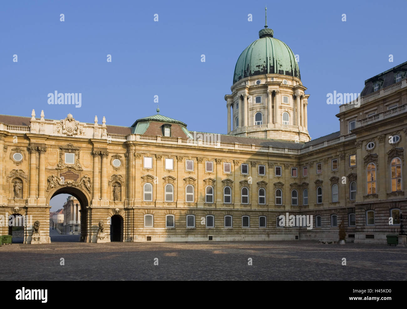Buda castle palace hi-res stock photography and images - Alamy