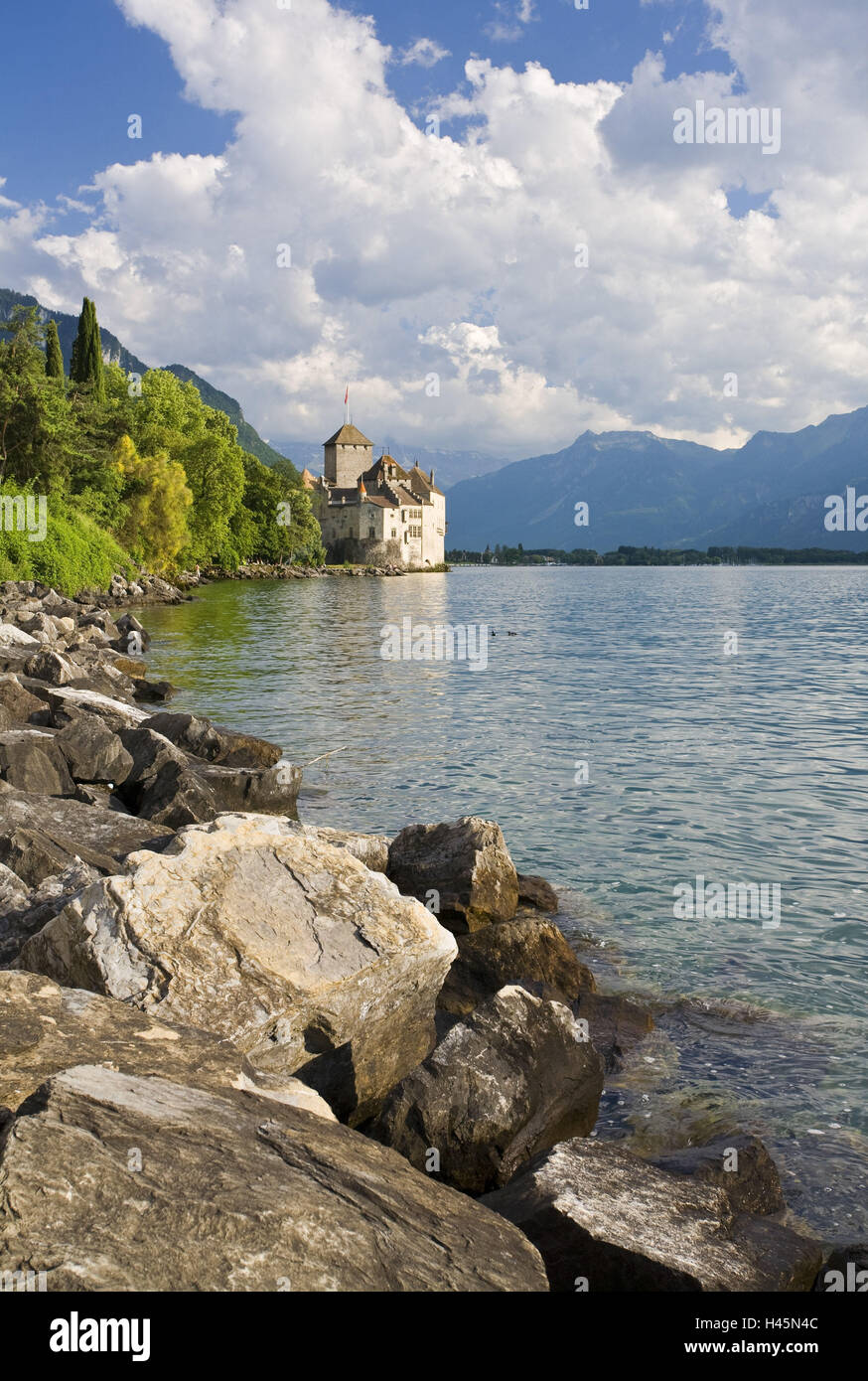 Switzerland, canton Vaud, Lake Geneva, castle Chillon Stock Photo - Alamy
