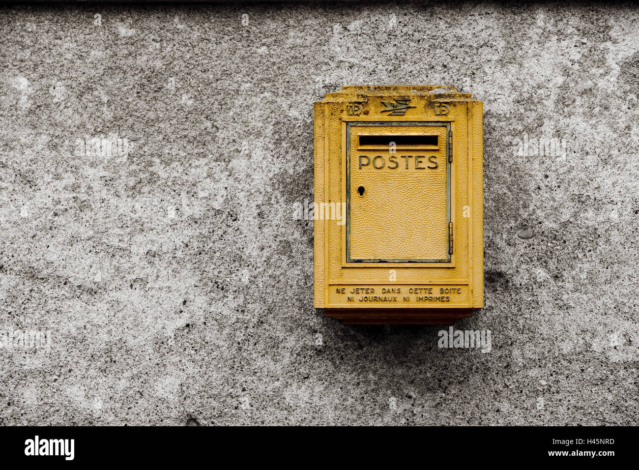 Mailbox mailing hi-res stock photography and images - Alamy