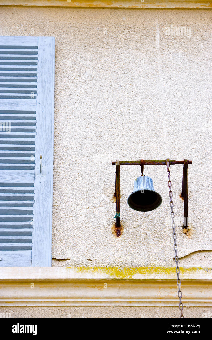 Ring chime hi-res stock photography and images - Alamy