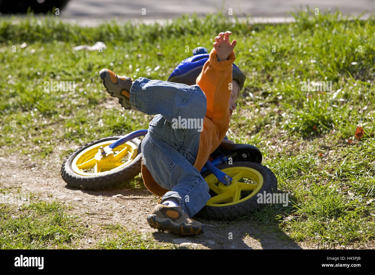 boy, bicycle helmet, impeller, Fall, Series, child, toddler, childhood ...