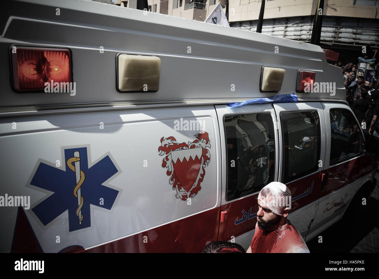 Manama, Bahrain. 11th Oct, 2016. Bahraini citizen of Shiite Muslims ...