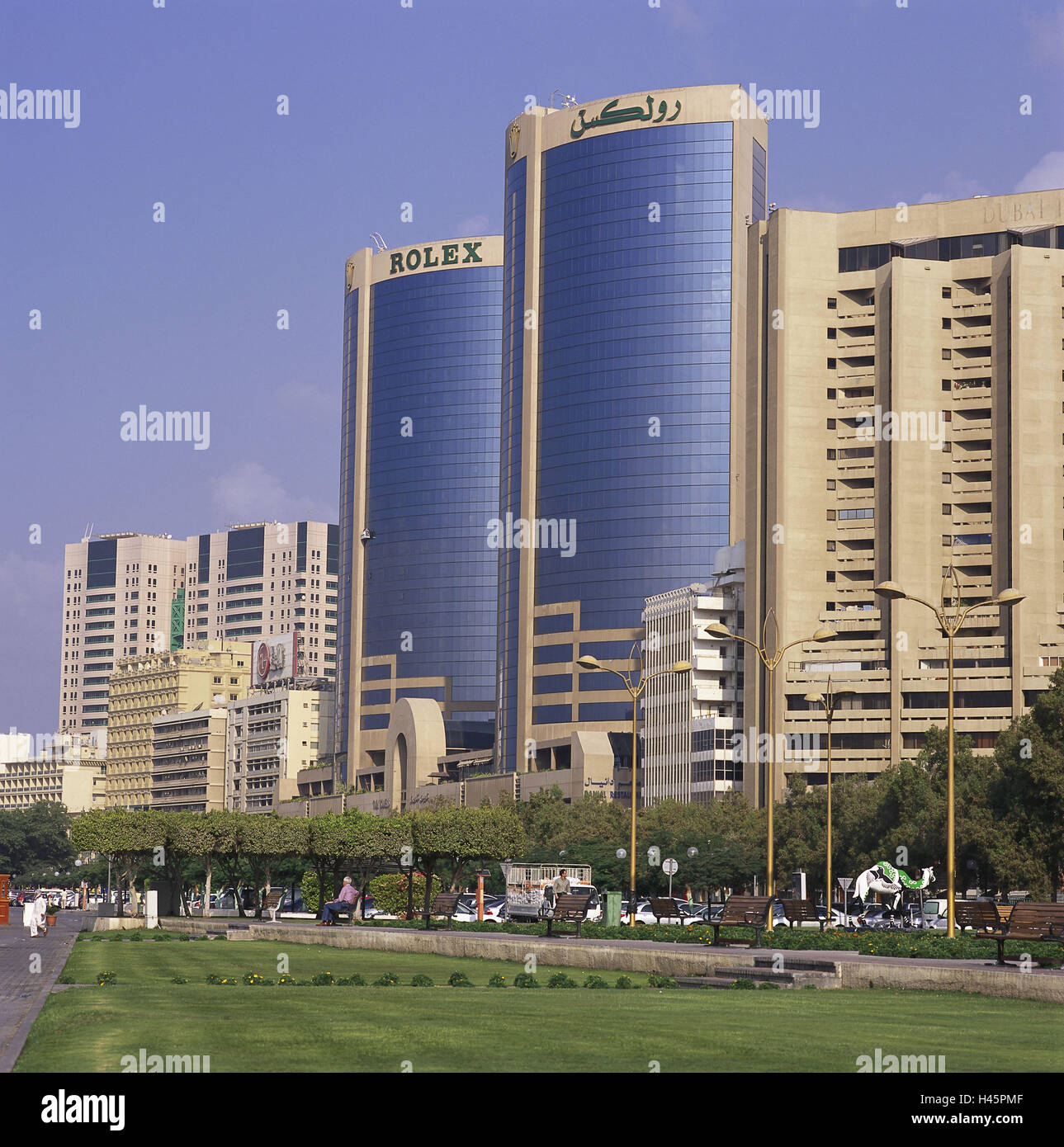 Dubai twin tower hi-res stock photography and images - Alamy