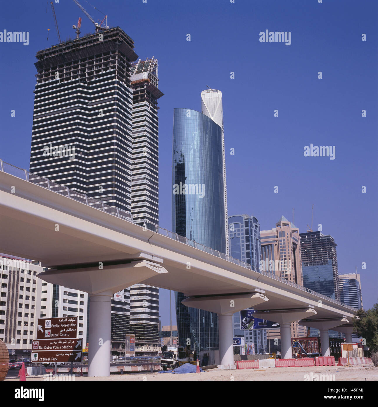 Sheikh zayed road bridge hi-res stock photography and images - Alamy