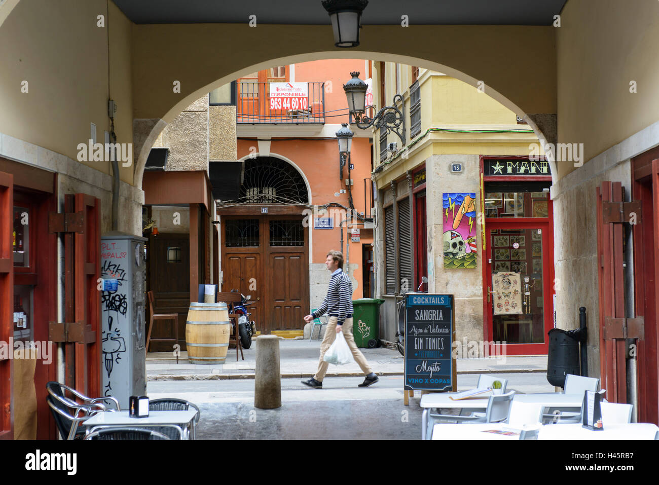 Valencia, Spain: Streetscene Stock Photo - Alamy