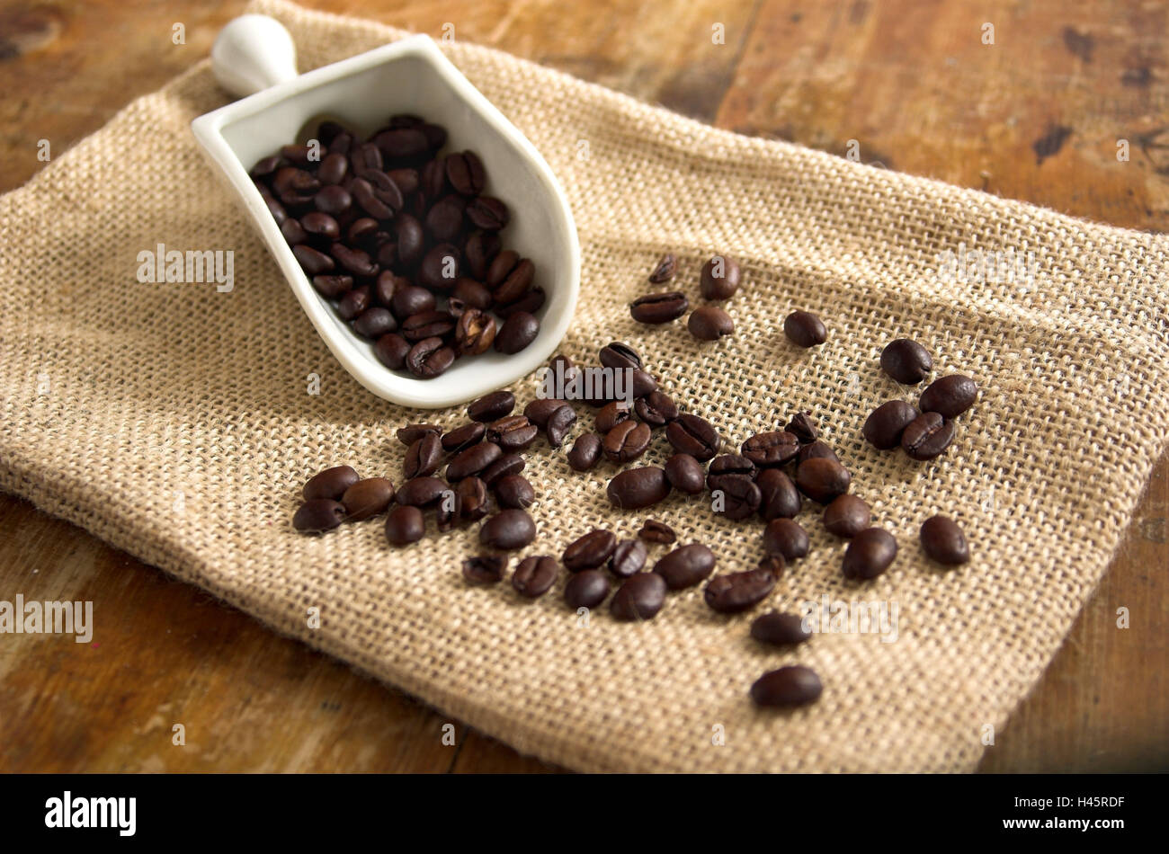 Jute bags hi-res stock photography and images - Alamy