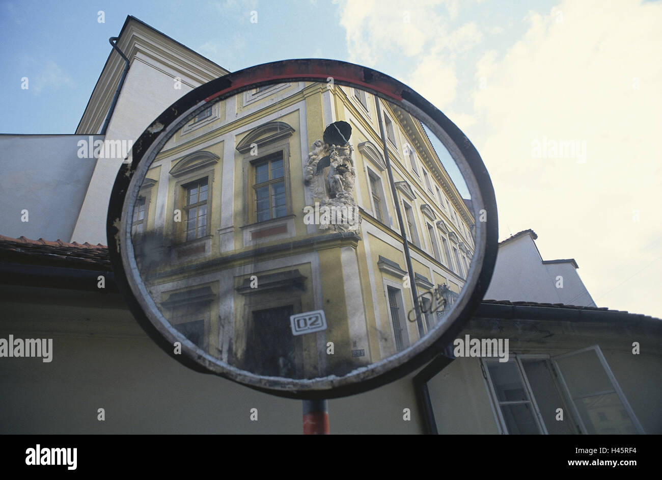 Reflector building hi-res stock photography and images - Alamy