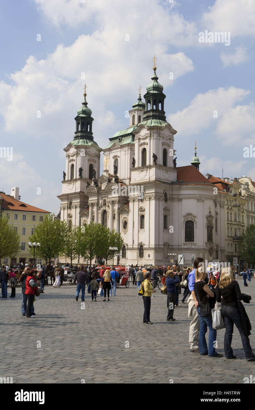 Czech Republic, Prague, Old Town, marketplace, St. Niklaskirche ...