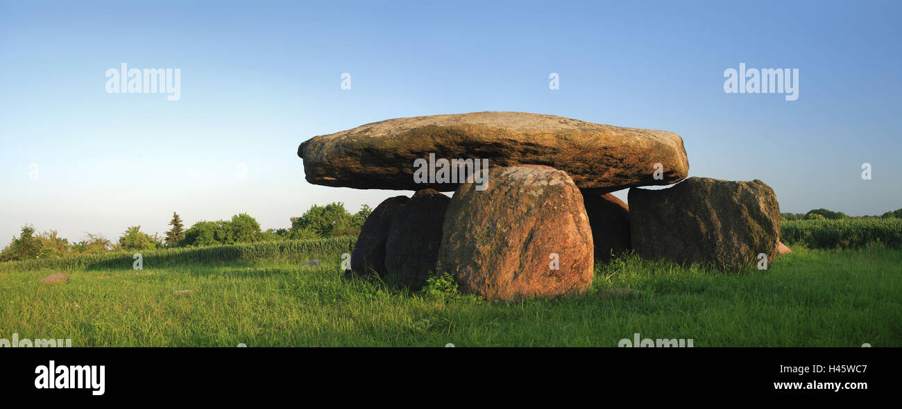 Megalithic architecture hi-res stock photography and images - Alamy