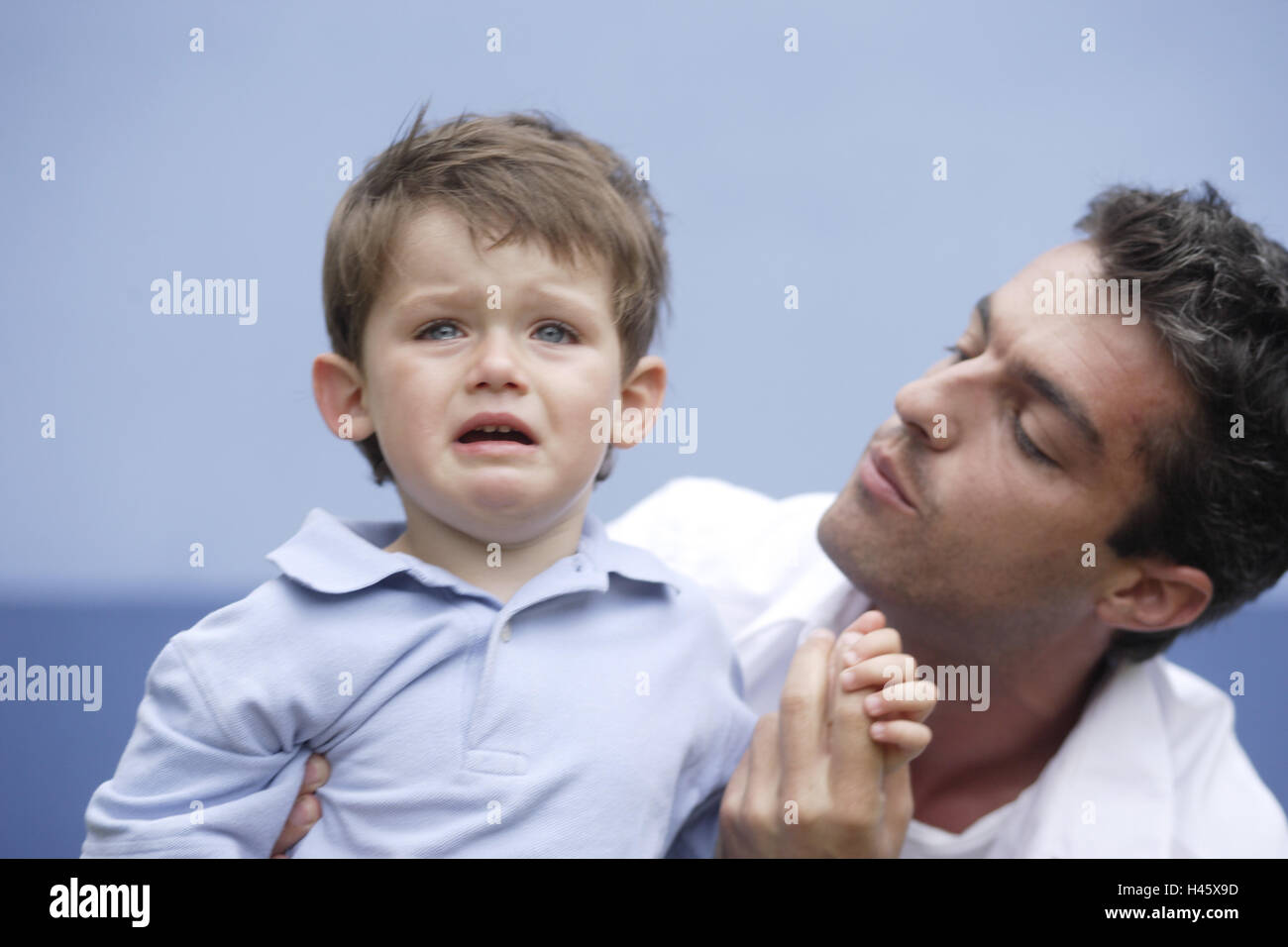 Child, boy, cry, comfort sadly, father, affectionately, outside Stock ...