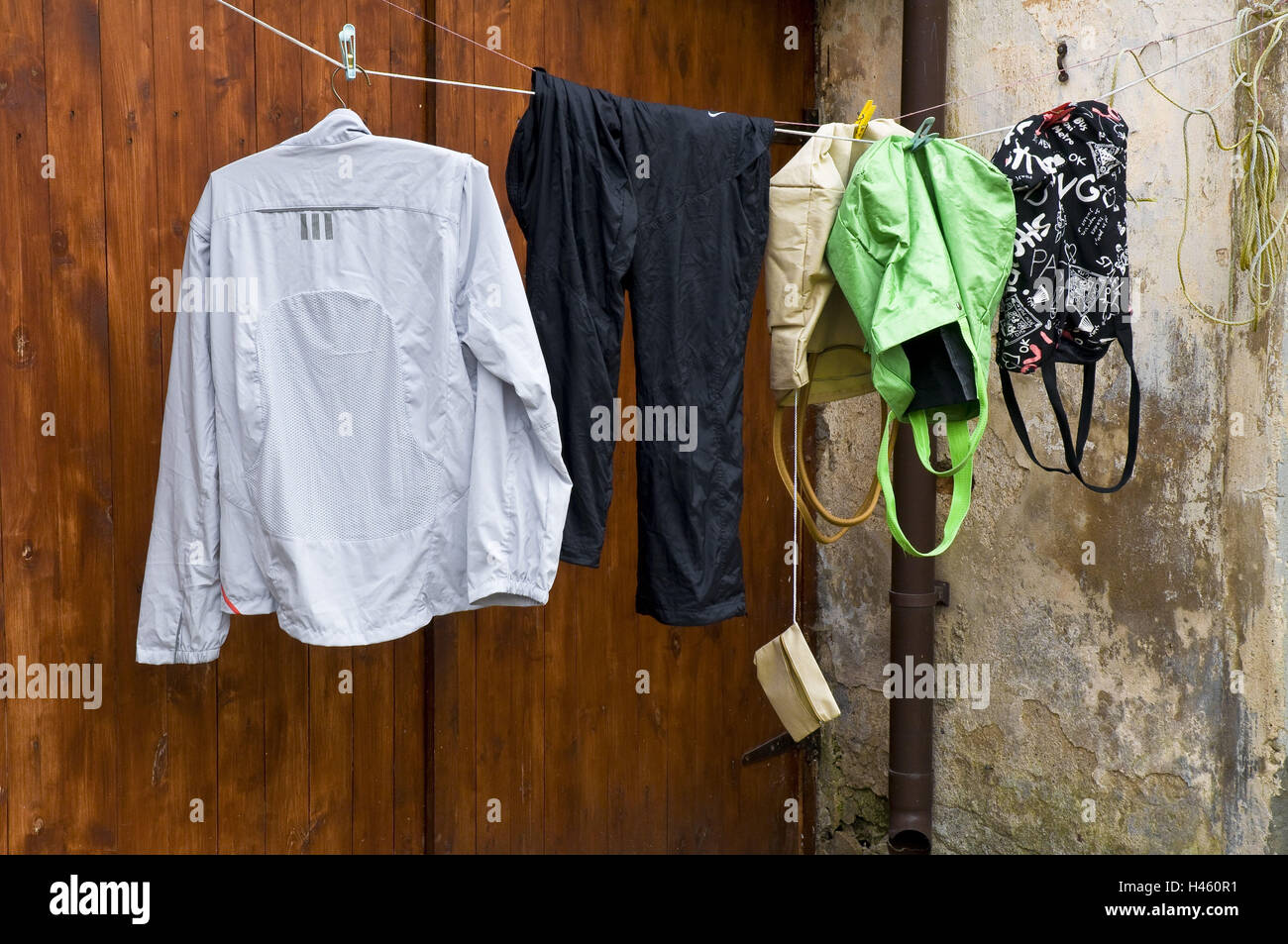 Laundry, clothesline, backyard, detail Stock Photo - Alamy