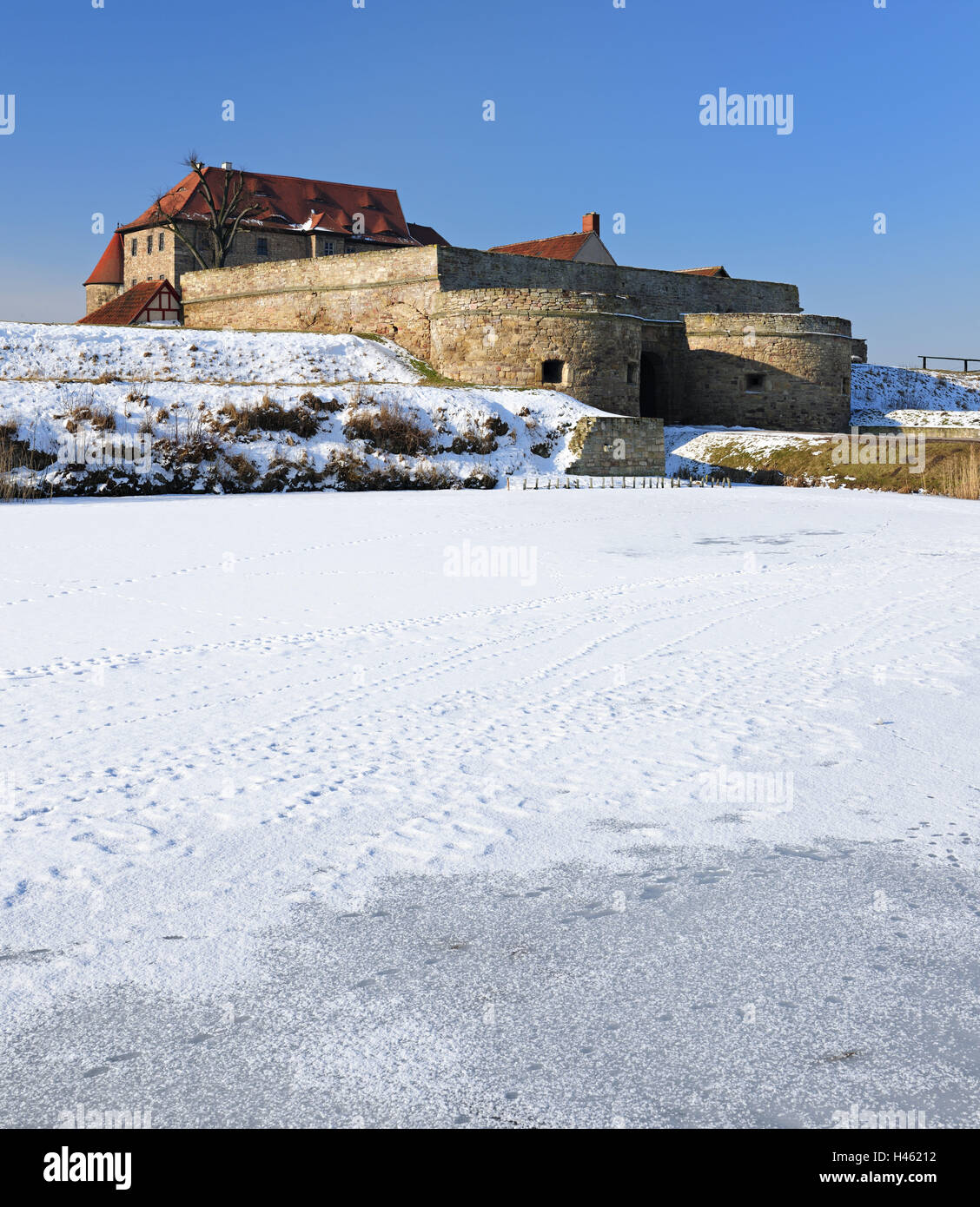 Germany, Thuringia, water castle heroic posts, winters Stock Photo - Alamy