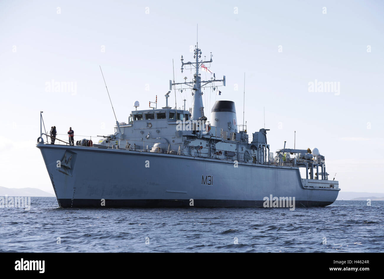 Royal navy hunt class mine countermeasures vessel in hi-res stock ...